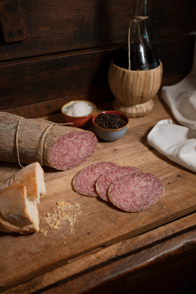 Salame morbiso tradizionale su budello gentile ( 1KG) - CountryPig Shop